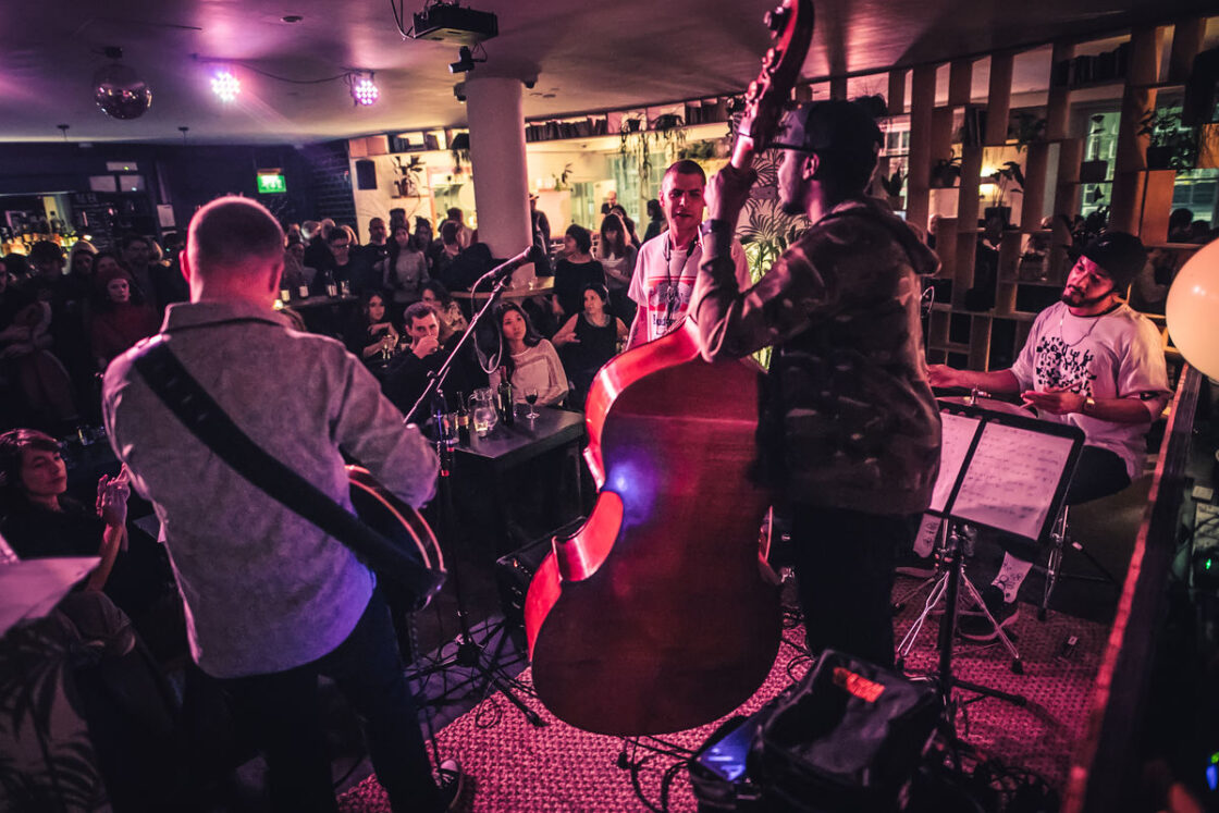 Exploring London's Nightlife: A Guide for Business Travelers Looking ...